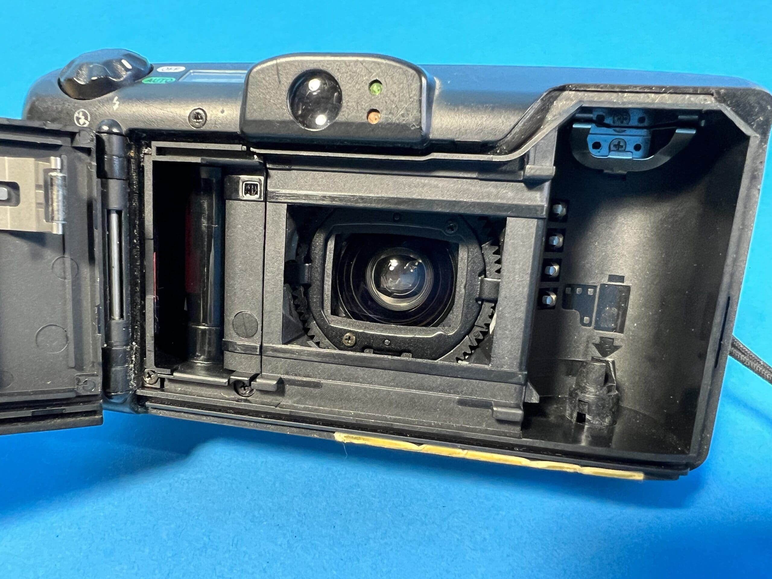 Canon Sure Shot 85 Zoom 35mm (Point & Shoot) - Black Lab Imaging